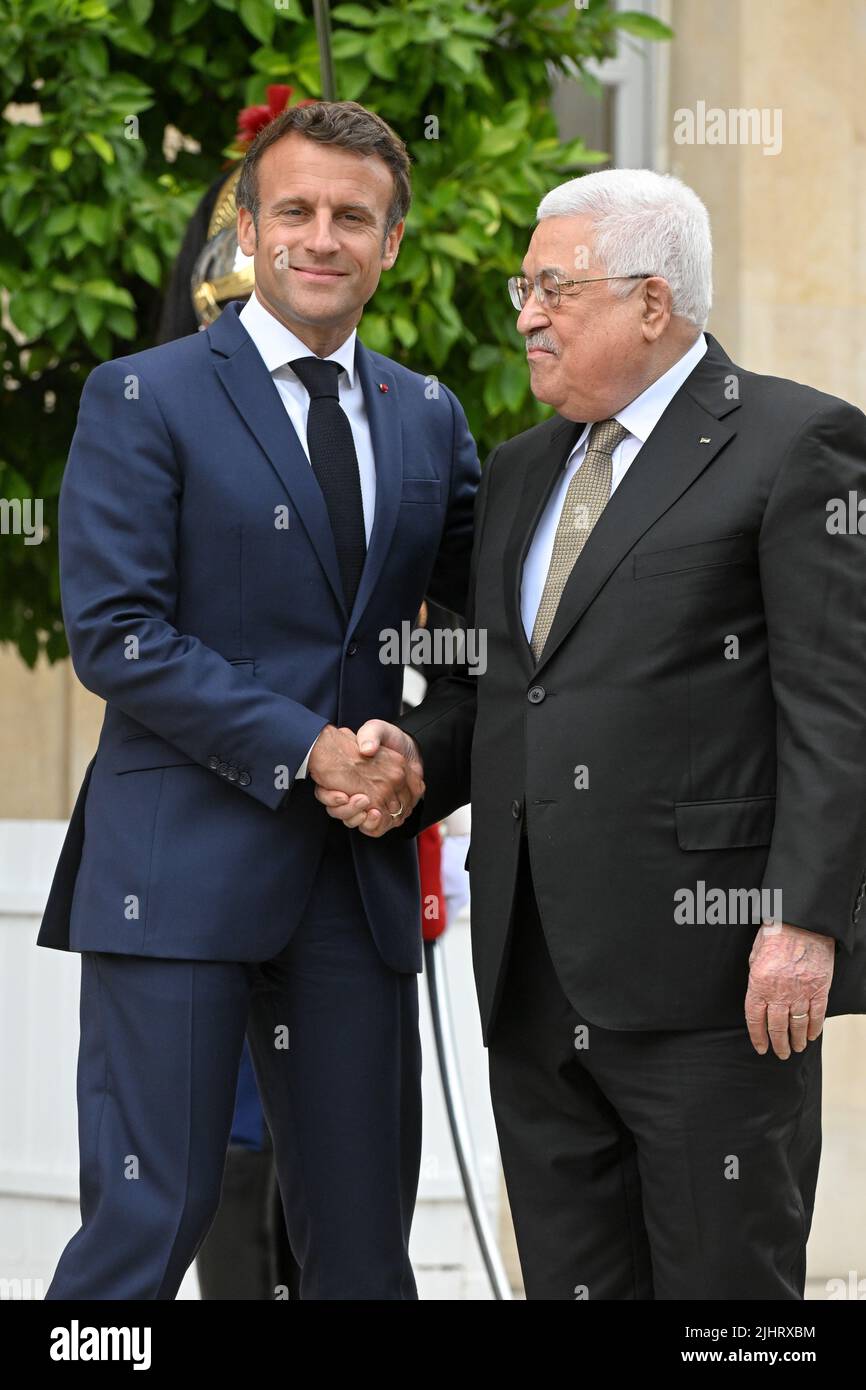 Working lunch at the Elysee, Emmanuel Macron receives Mr. Mahmoud ABBAS ...