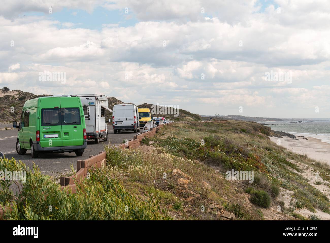Car parked next park hi-res stock photography and images - Alamy