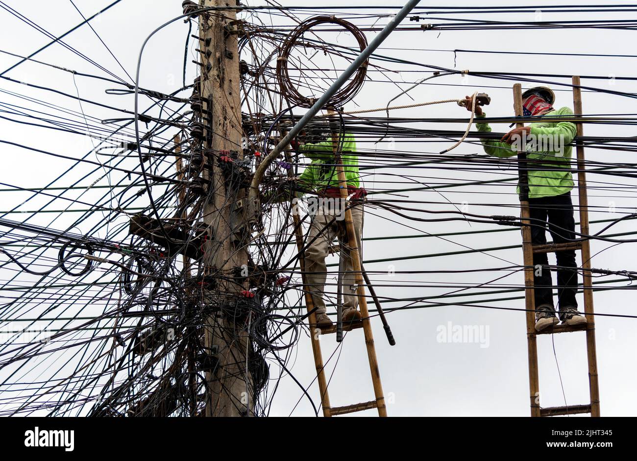 Employees seen working on the lines. Officials and related agencies in ...