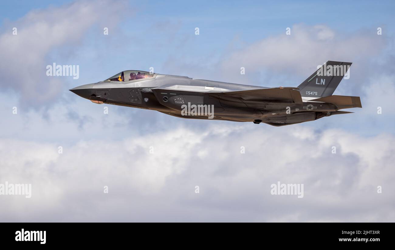 F-35A of the 495th Fighter Squadron “the Valkyries”, arriving at RAF ...