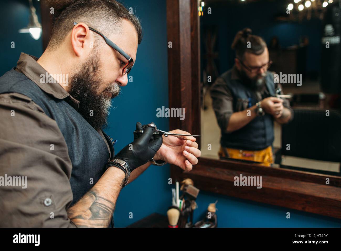 Check cutter hi-res stock photography and images - Alamy