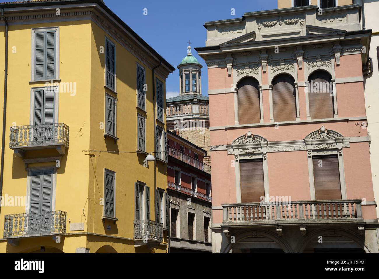 Lodi, Lombardy, Italy: historic buildings in Piazza della Vittoria, the ...