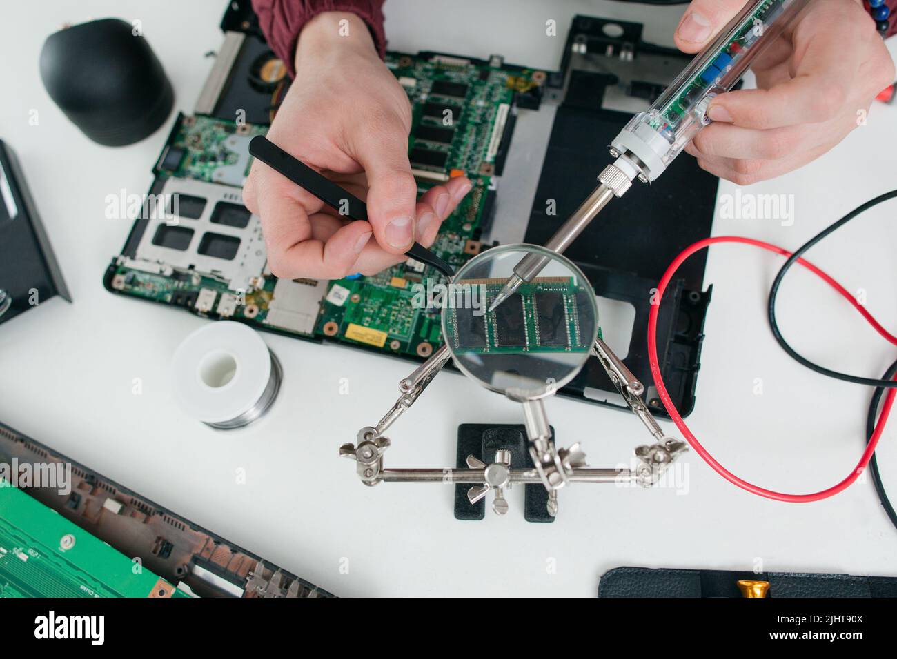 Man with computer components hi-res stock photography and images - Alamy