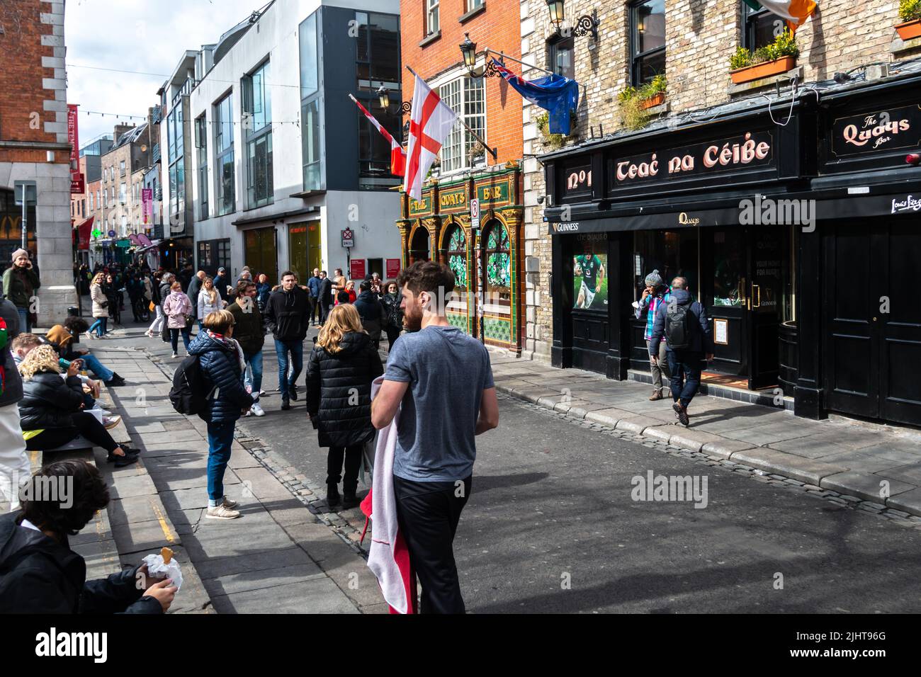 Dublin, Ireland - March 24, 2022: Crowds of tourists gather in Dublin's ...