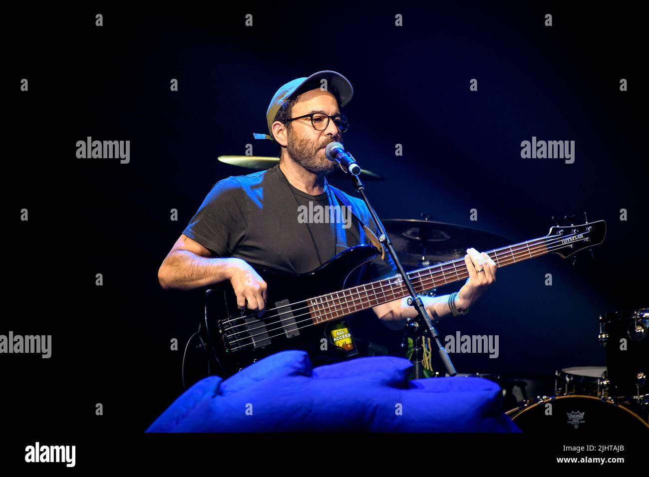 Jay Levine of Canadian pop music duo Prozzak, also known as Simon and ...