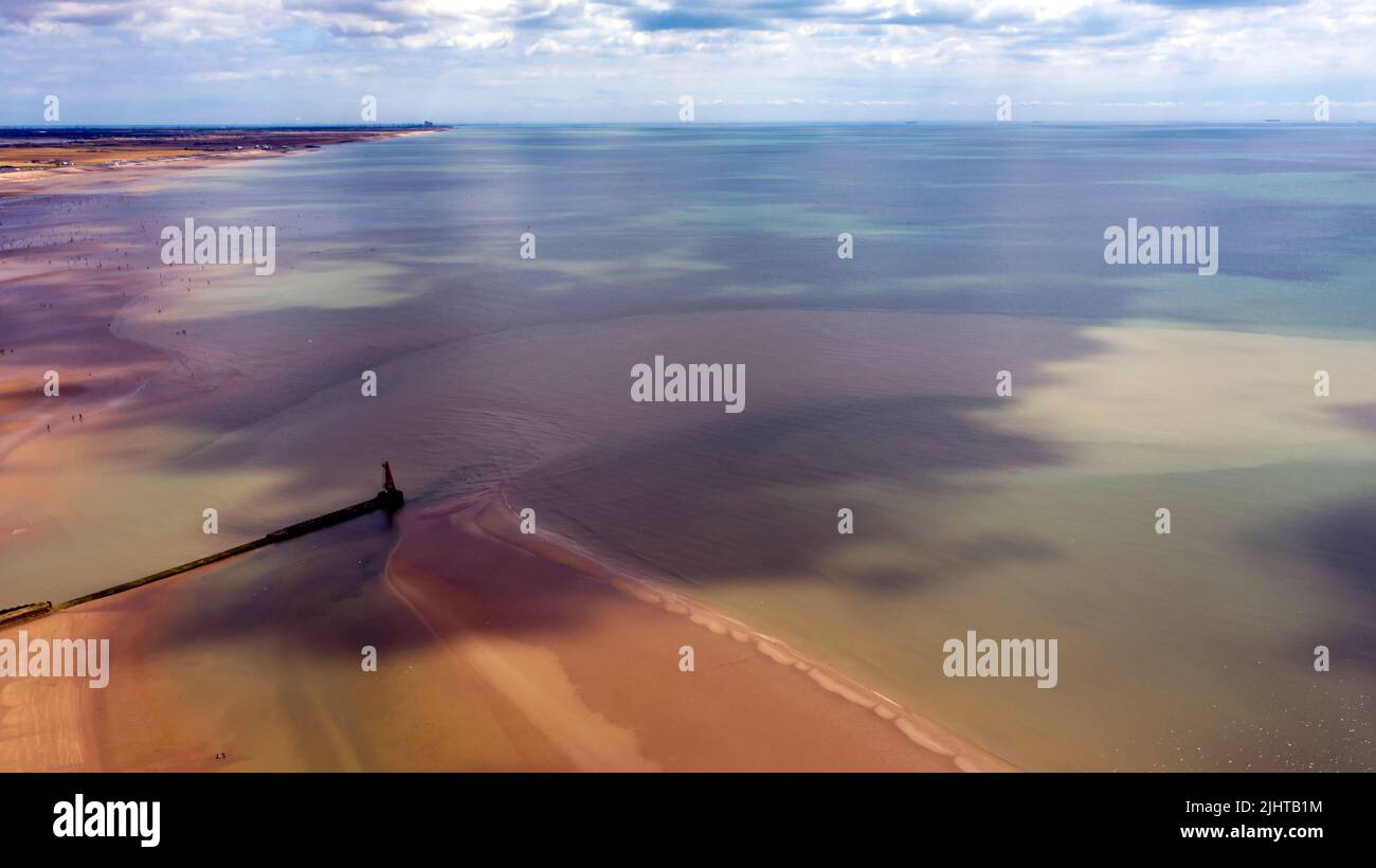 Dungeness low tide hi-res stock photography and images - Alamy