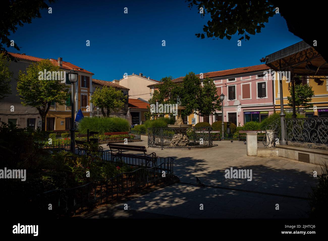 Izola summer town near Jadran sea in Slovenia with noon sun and blue ...