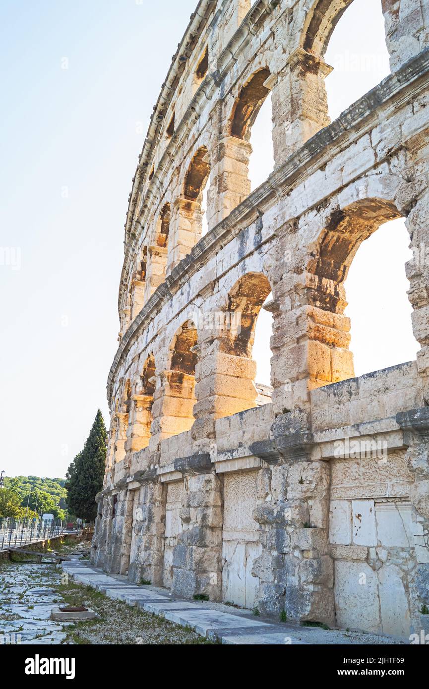 Colosseum in Pula with towers and arena Stock Photo - Alamy