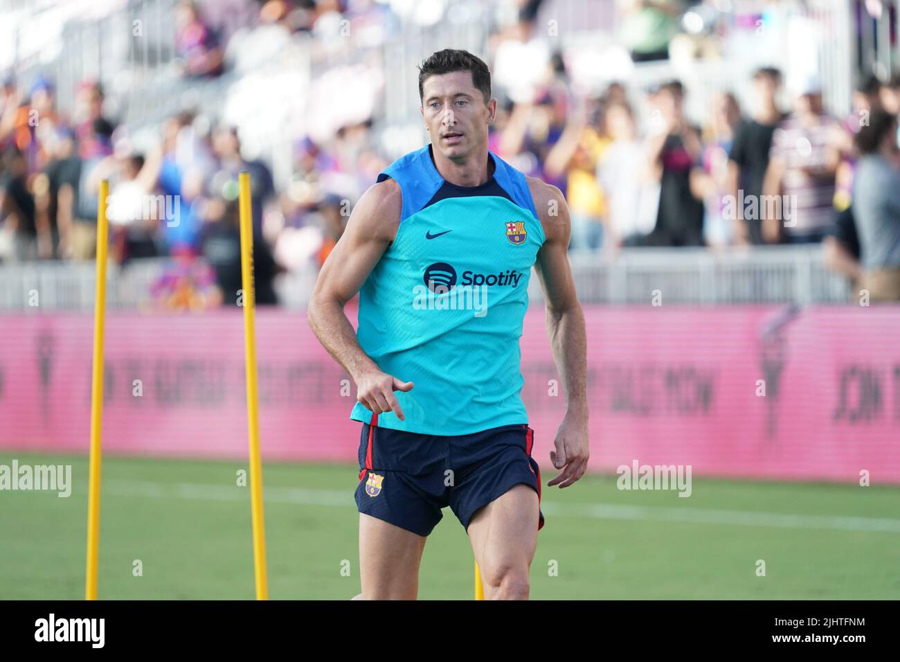 Robert lewandowski best player hi-res stock photography and images - Alamy