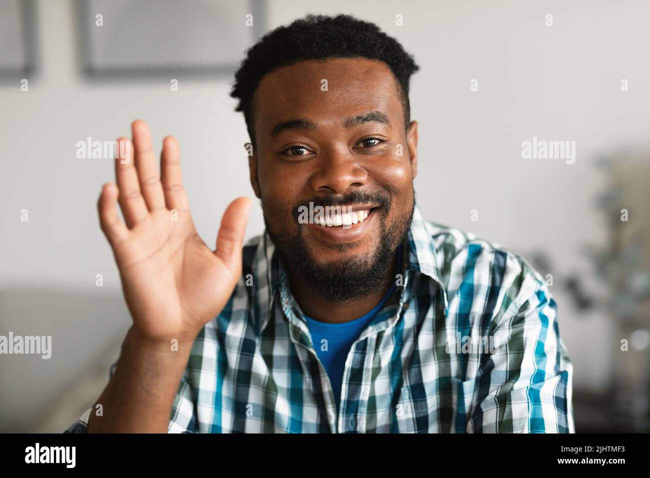 Office man waving hand hi-res stock photography and images - Alamy