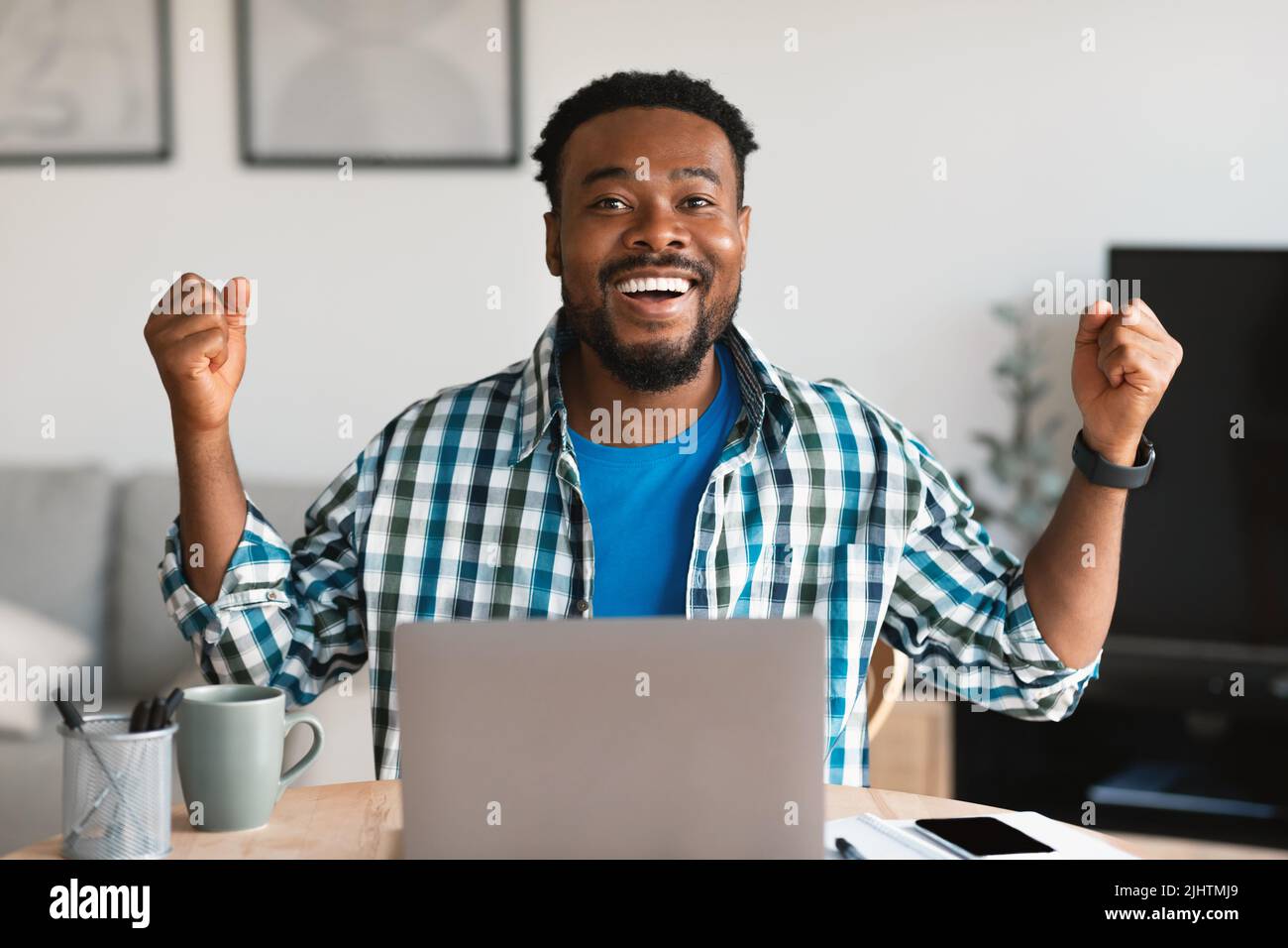 Joy computer hi-res stock photography and images - Alamy