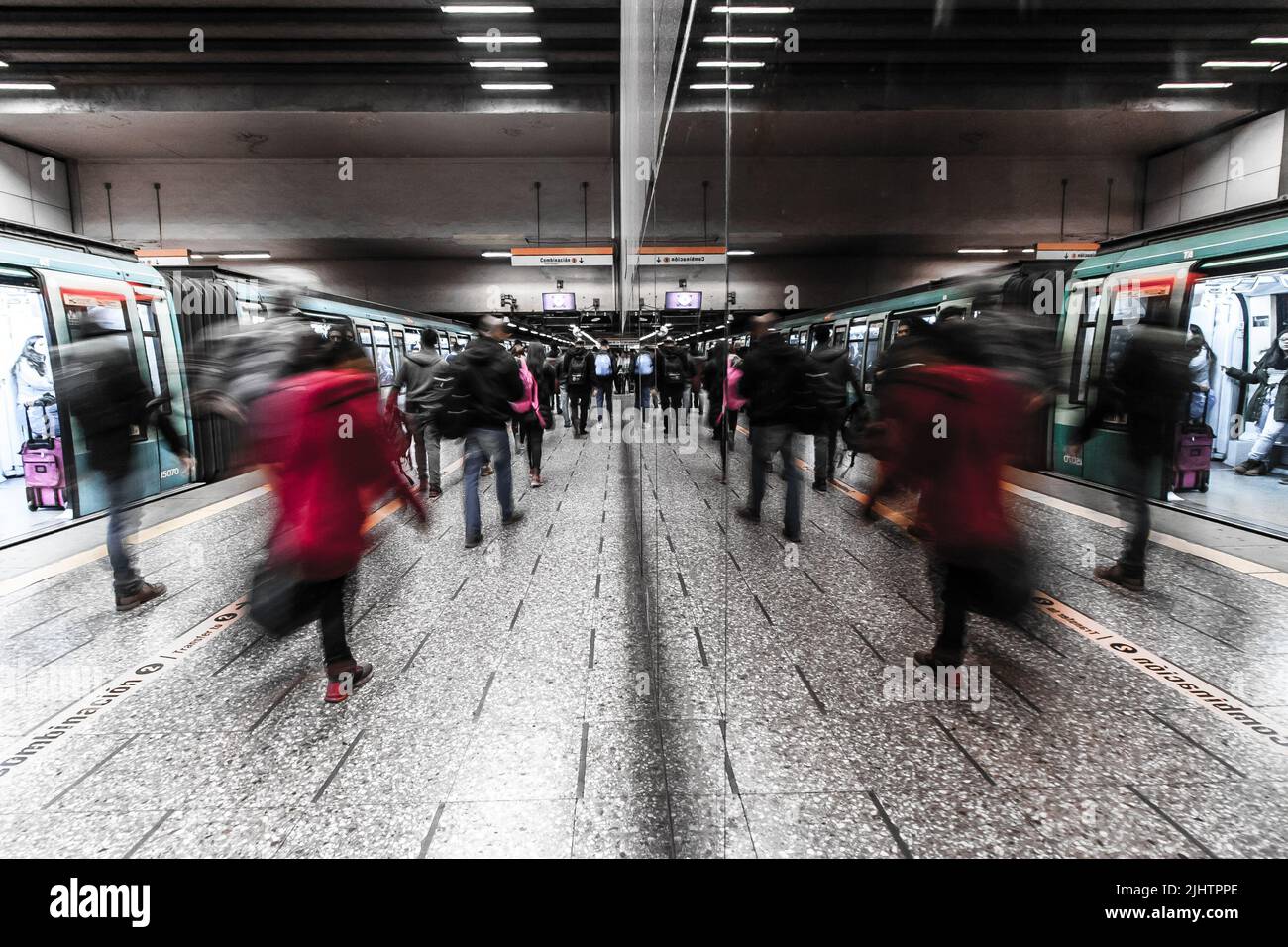 Metro station underground hi-res stock photography and images - Alamy