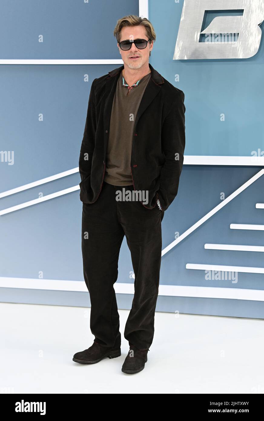 Bullet train brad pitt london hi-res stock photography and images - Alamy