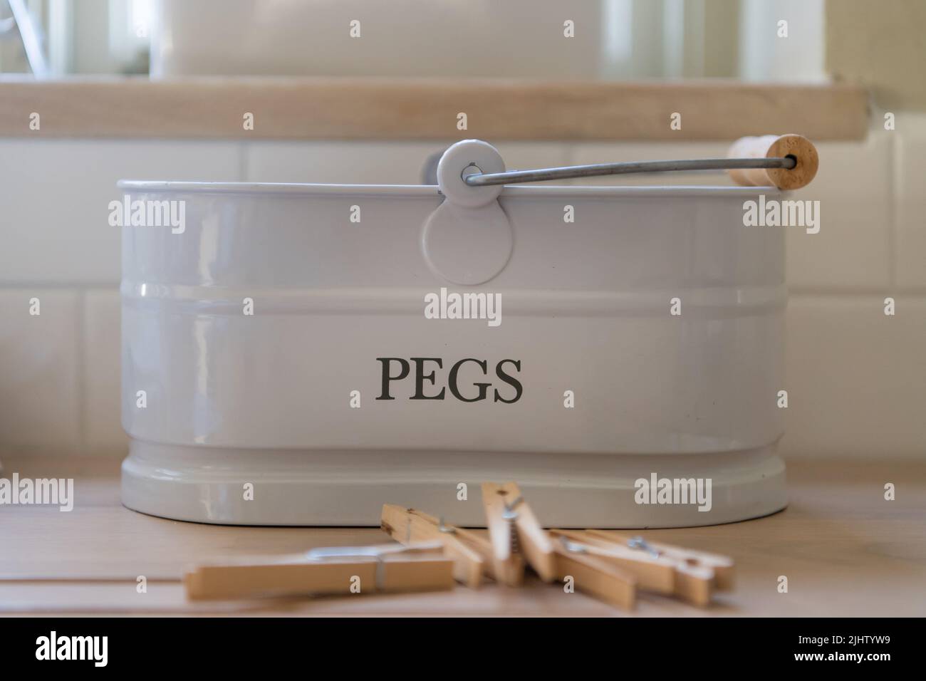 Metal pegs hi-res stock photography and images - Alamy