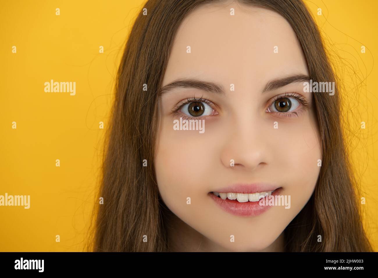 Close up portrait of caucasian teen girl. Head shot of cute teenager ...