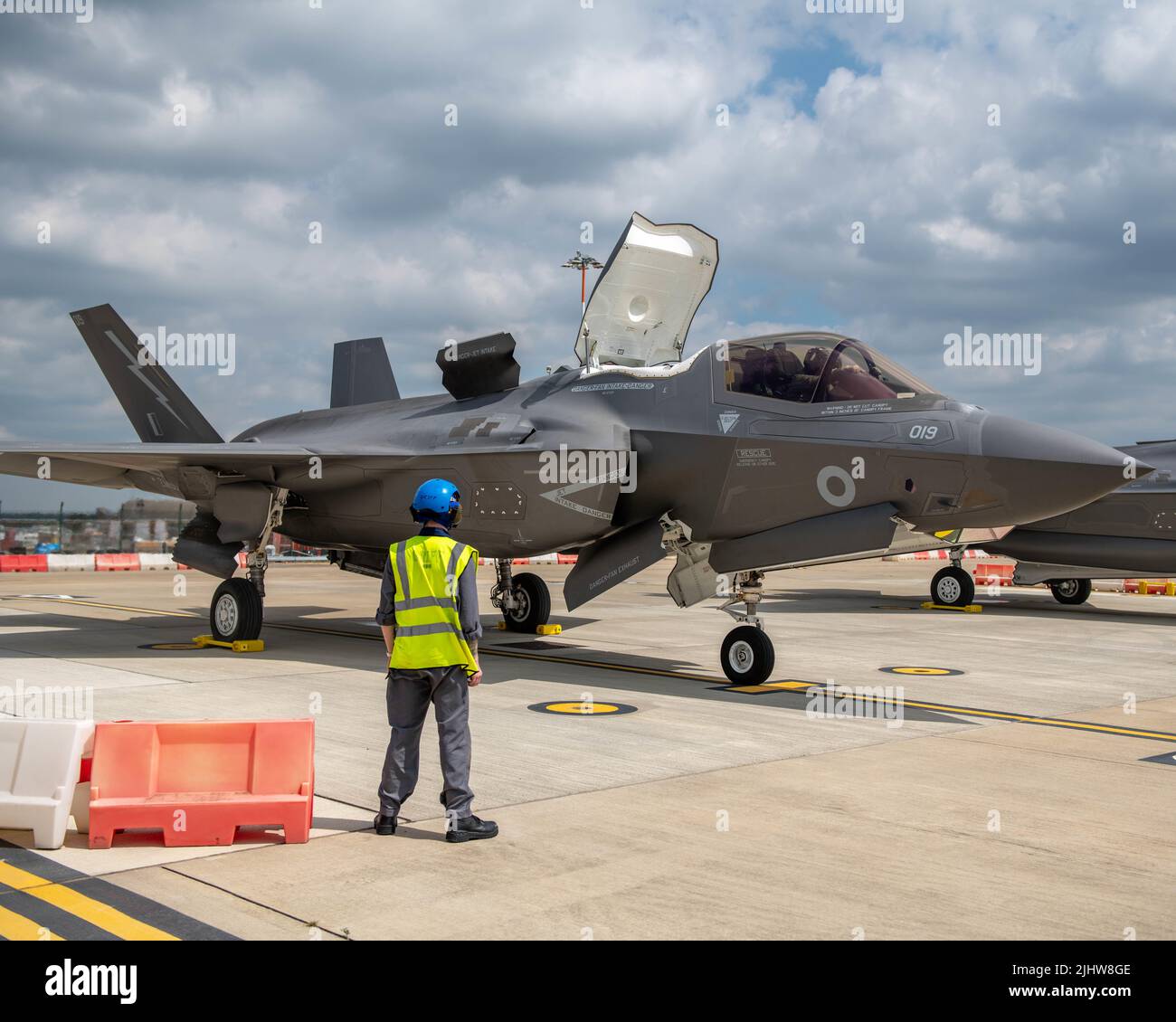 Royal air force f 35b lightning ii hi-res stock photography and images ...