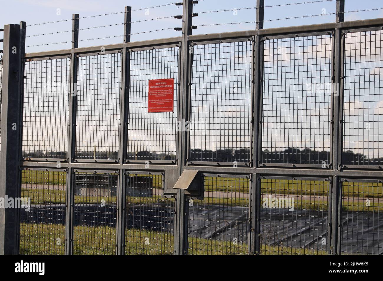 Doncaster city sign hi-res stock photography and images - Alamy