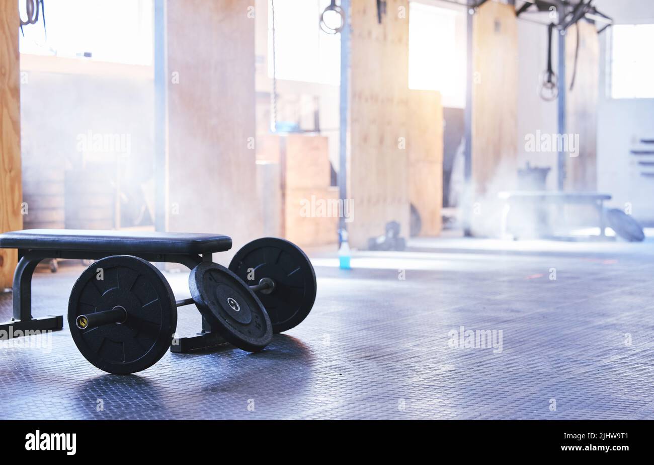 Empty gym hi-res stock photography and images - Alamy