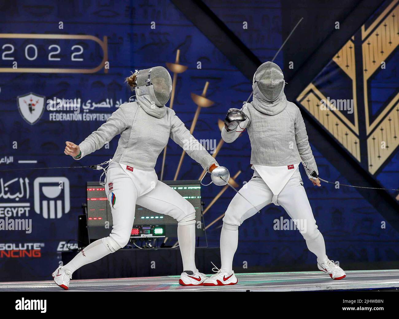 Cairo, Egypt. 20th July, 2022. Emura Misaki (R) of Japan competes ...