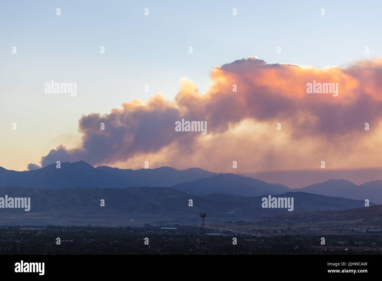 Smoke from active wildfire Stock Photo - Alamy