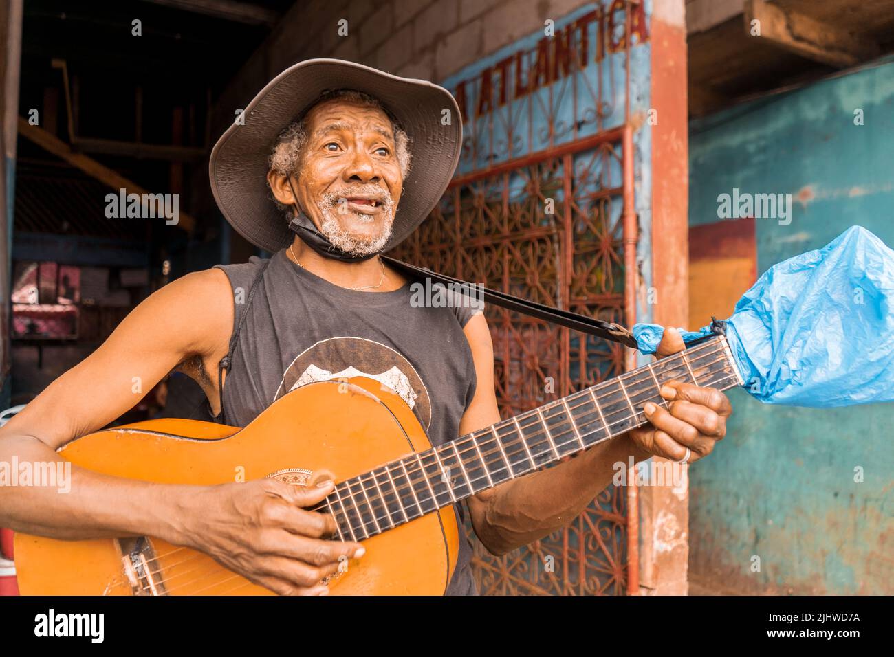 Native African American singer from Bluefields smiling and playing ...