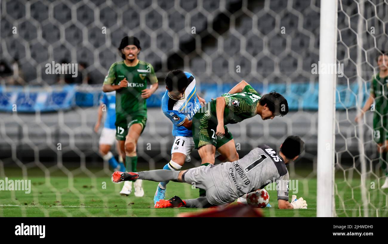 Ajinomoto Stadium, Tokyo, Japan. 20th July, 2022. (L-R) Seiya Baba ...