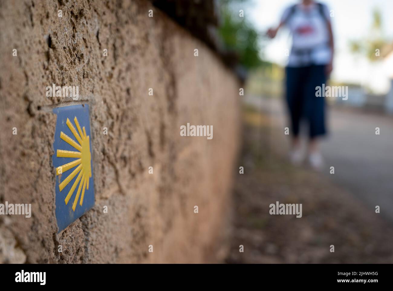 Fisch, Germany. 19th July, 2022. A sign with the symbol of a shell ...