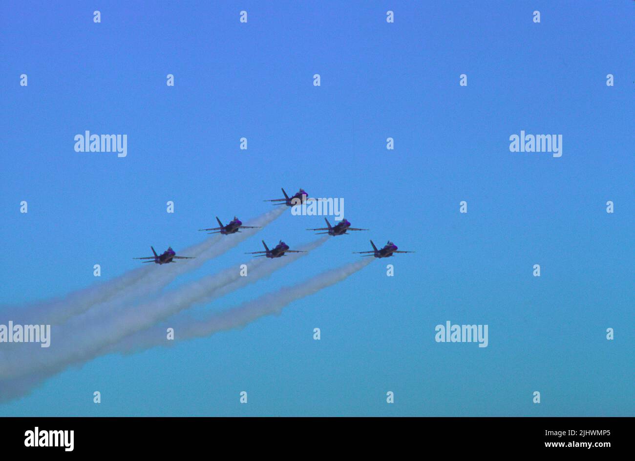 Blue Angel F/A-18's in the Diamond Formation Stock Photo - Alamy