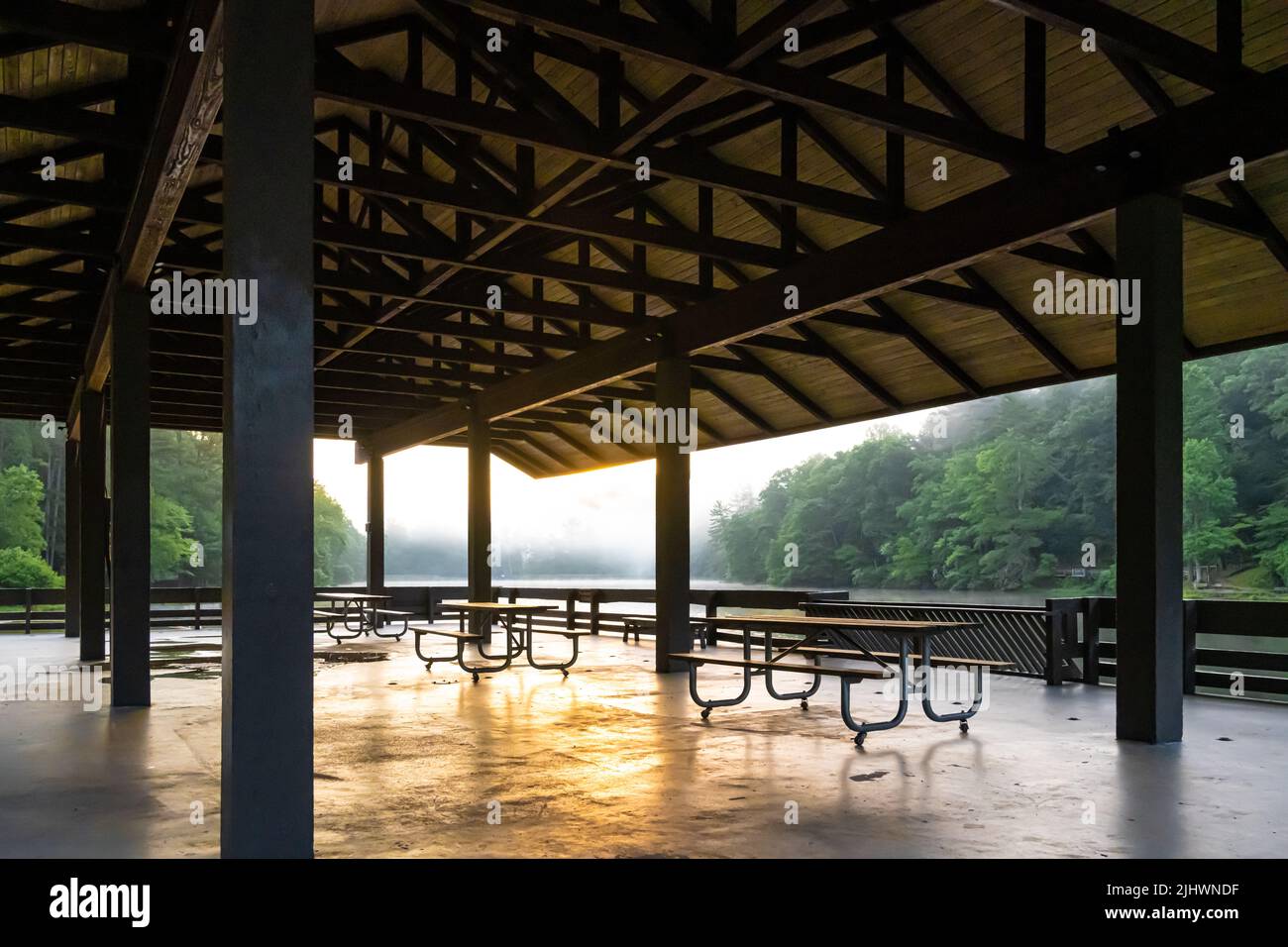 Vogel state park pavilion hi-res stock photography and images - Alamy