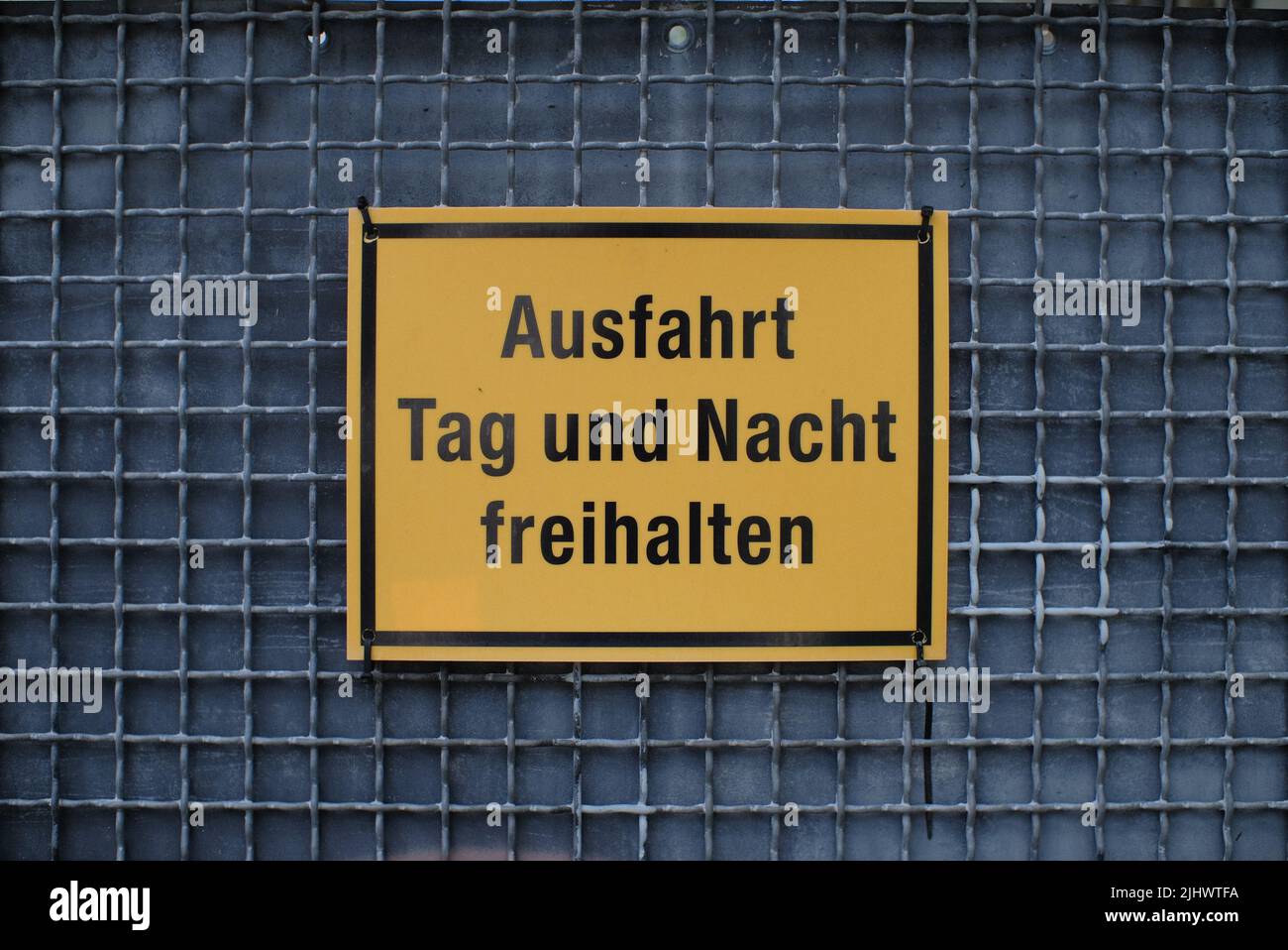 Gate sign banner warning information hi-res stock photography and ...
