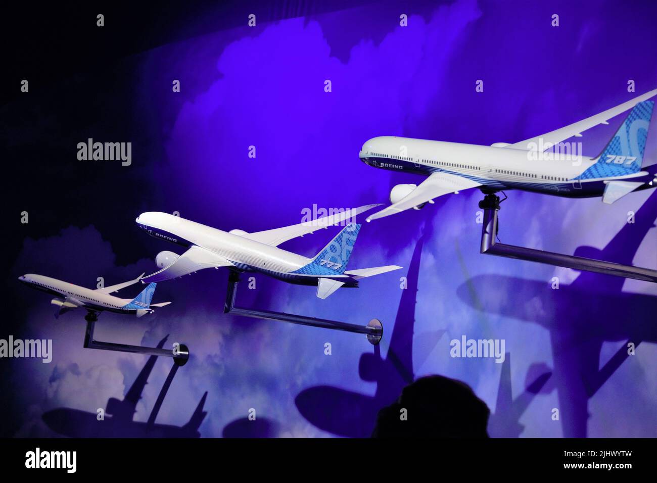 Display hall farnborough international air hi-res stock photography and ...