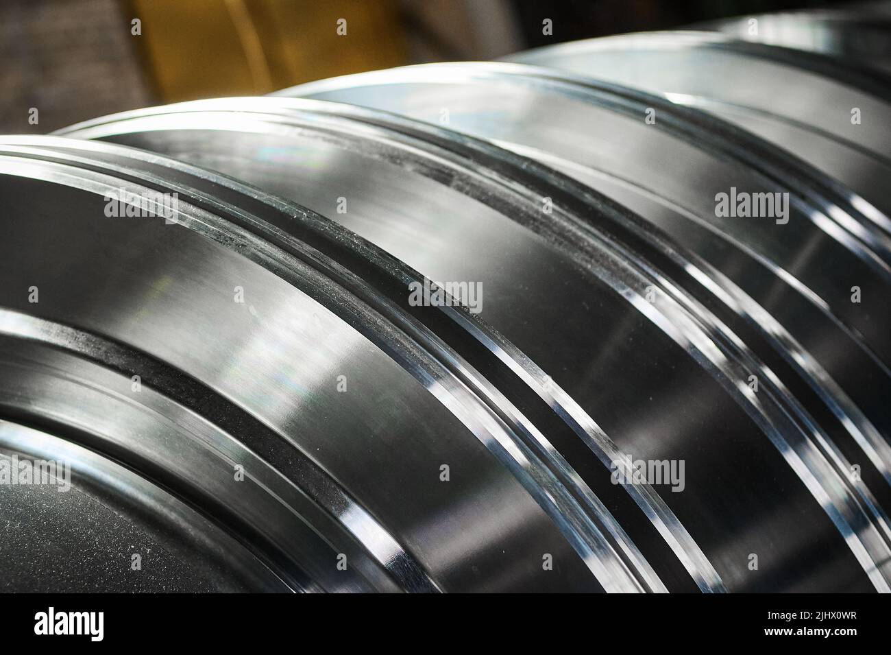 New rotor of powerful steam turbine in plant workshop Stock Photo - Alamy