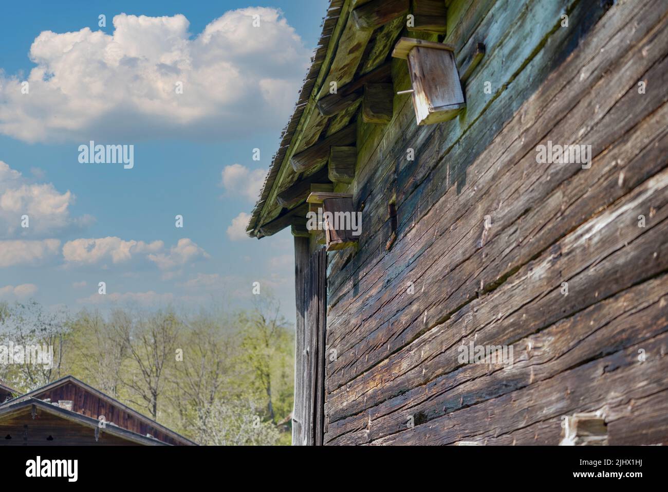 A side shot of a wooden house Stock Photo - Alamy