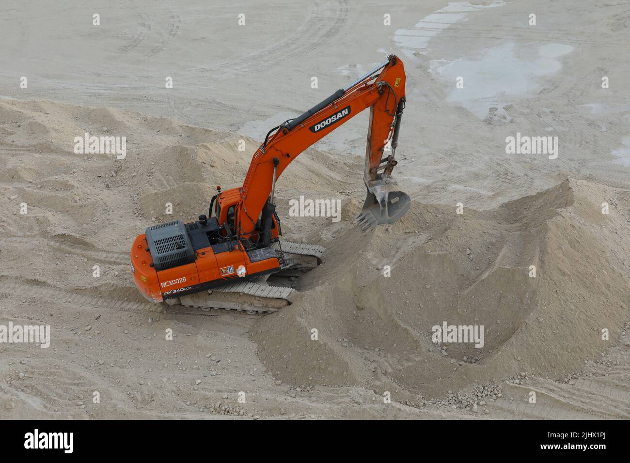 crawler excavator on construction site Stock Photo - Alamy
