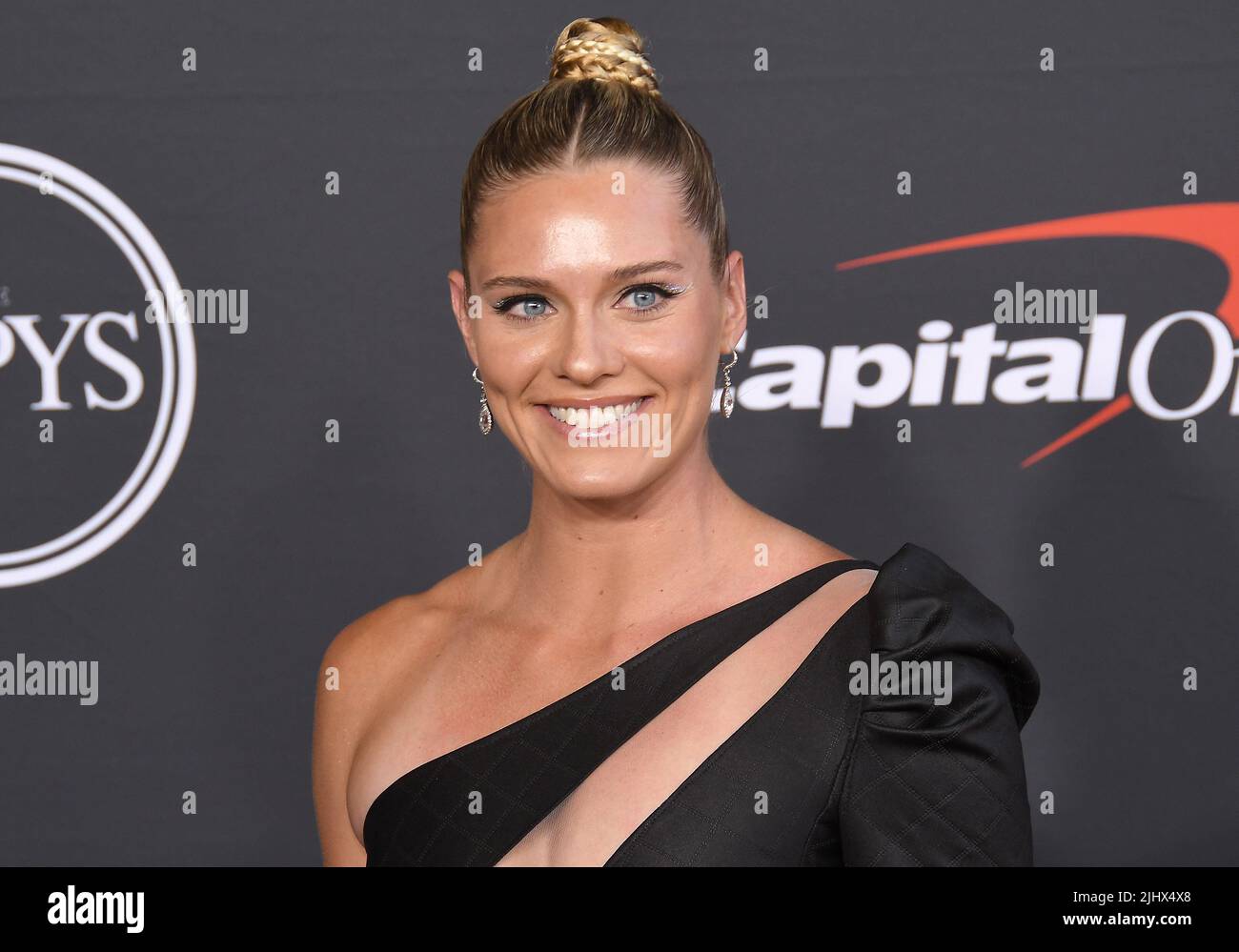 Los Angeles, USA. 20th July, 2022. Alysha Newman arrives at the 2022 ...