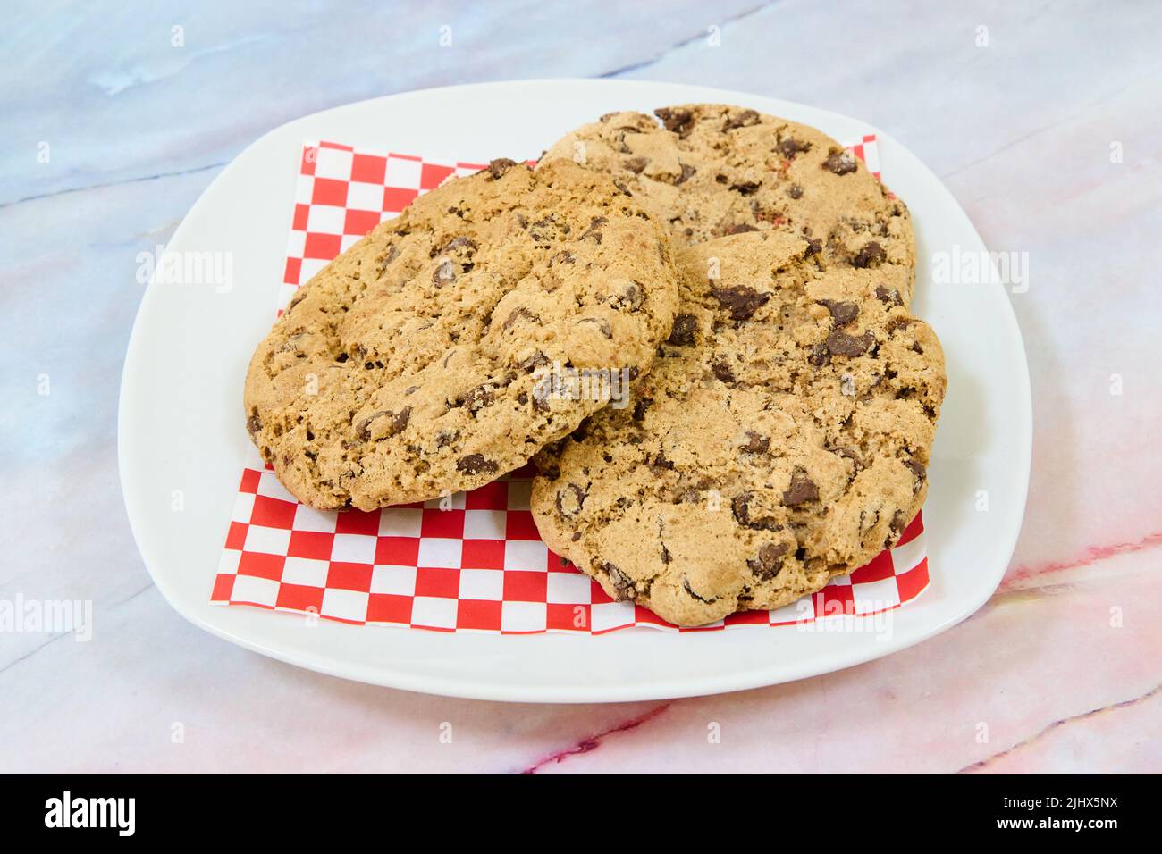 A plate with handmade cookies Stock Photo - Alamy