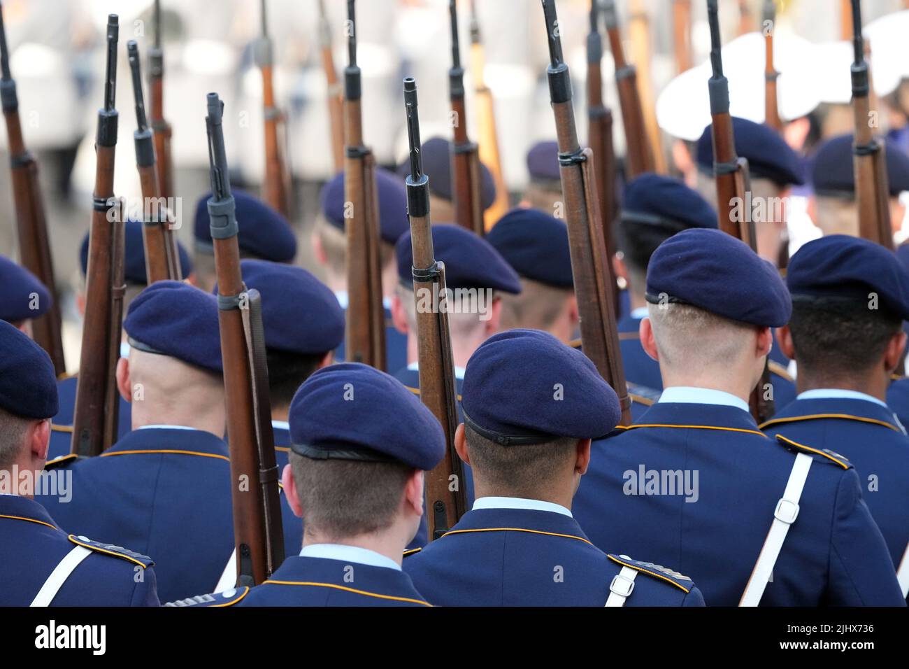 Berlin, Germany. 20th July, 2022. Recruits of the German Armed Forces ...