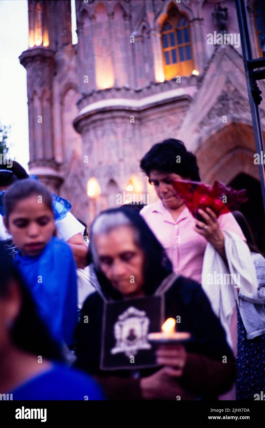 Mexico catholic 1980s hi-res stock photography and images - Alamy