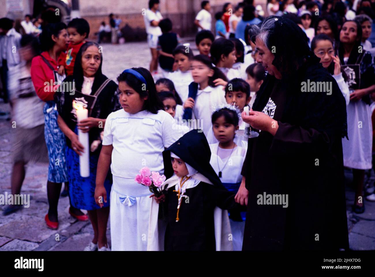 Mexico catholic 1980s hi-res stock photography and images - Alamy