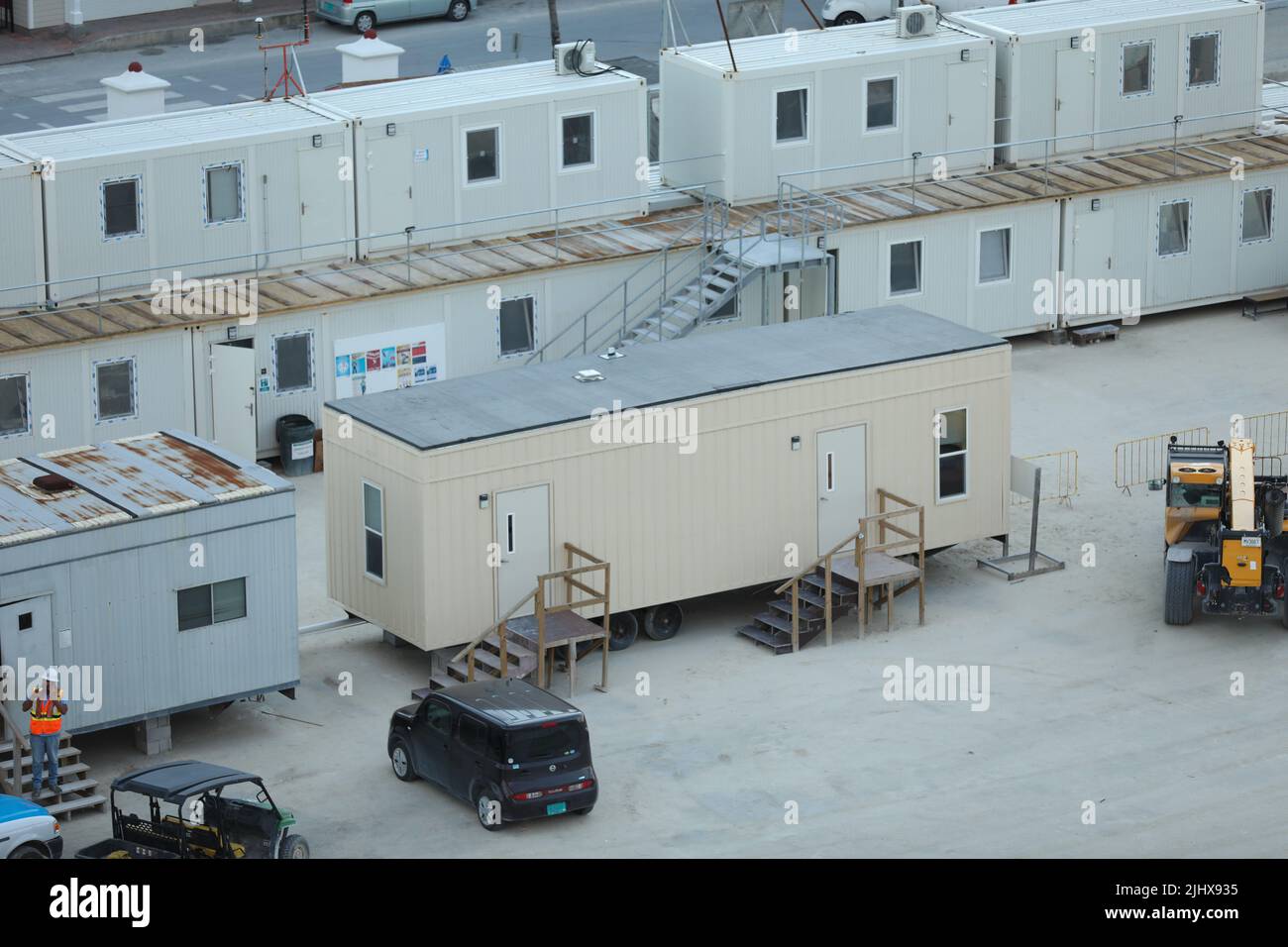 Mobile office buildings or container site office for construction site ...