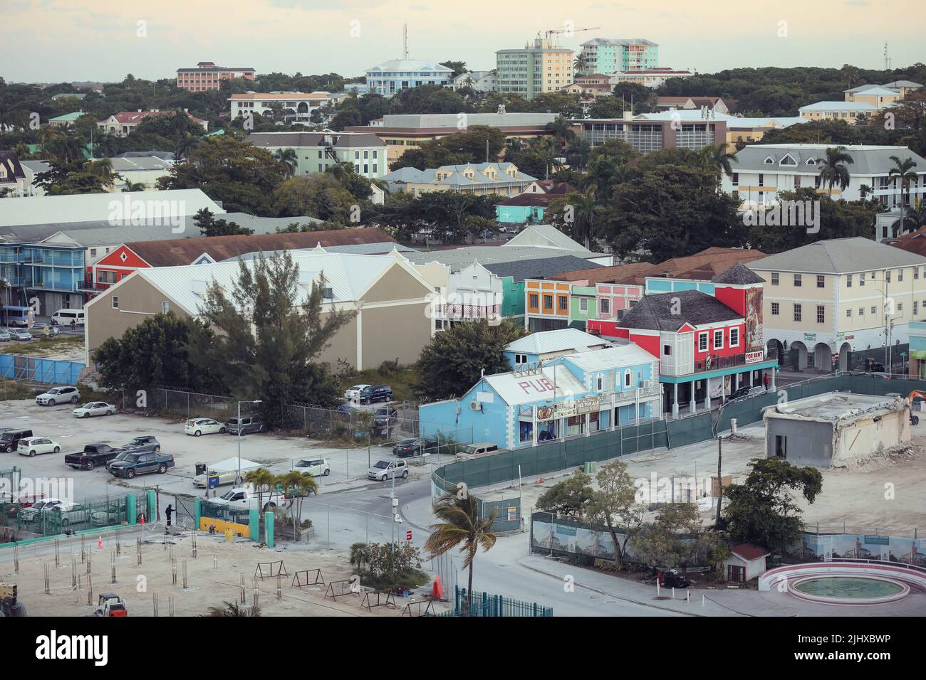 Bahamas harbour island colonial architecture hi-res stock photography ...