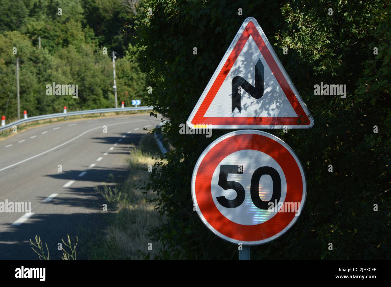 Speed limit sign, road sign from france Stock Photo - Alamy