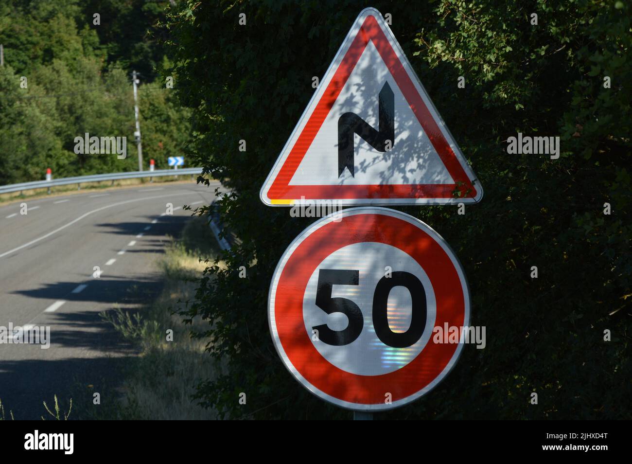 Permissible speed limit hi-res stock photography and images - Alamy