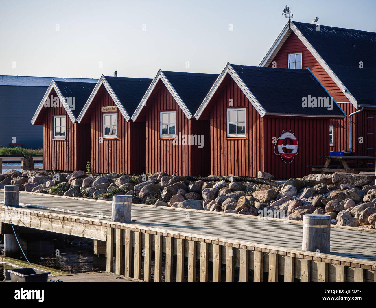 Rorbu houses hi-res stock photography and images - Alamy