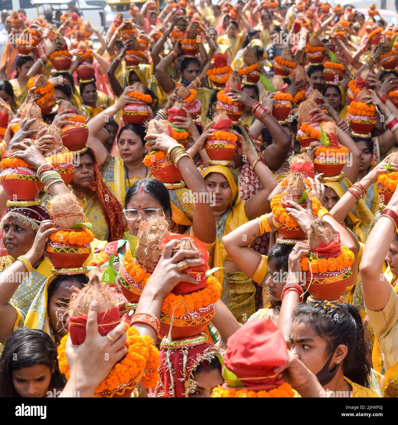 New Delhi, India April 03 2022 - Women with Kalash on head during ...