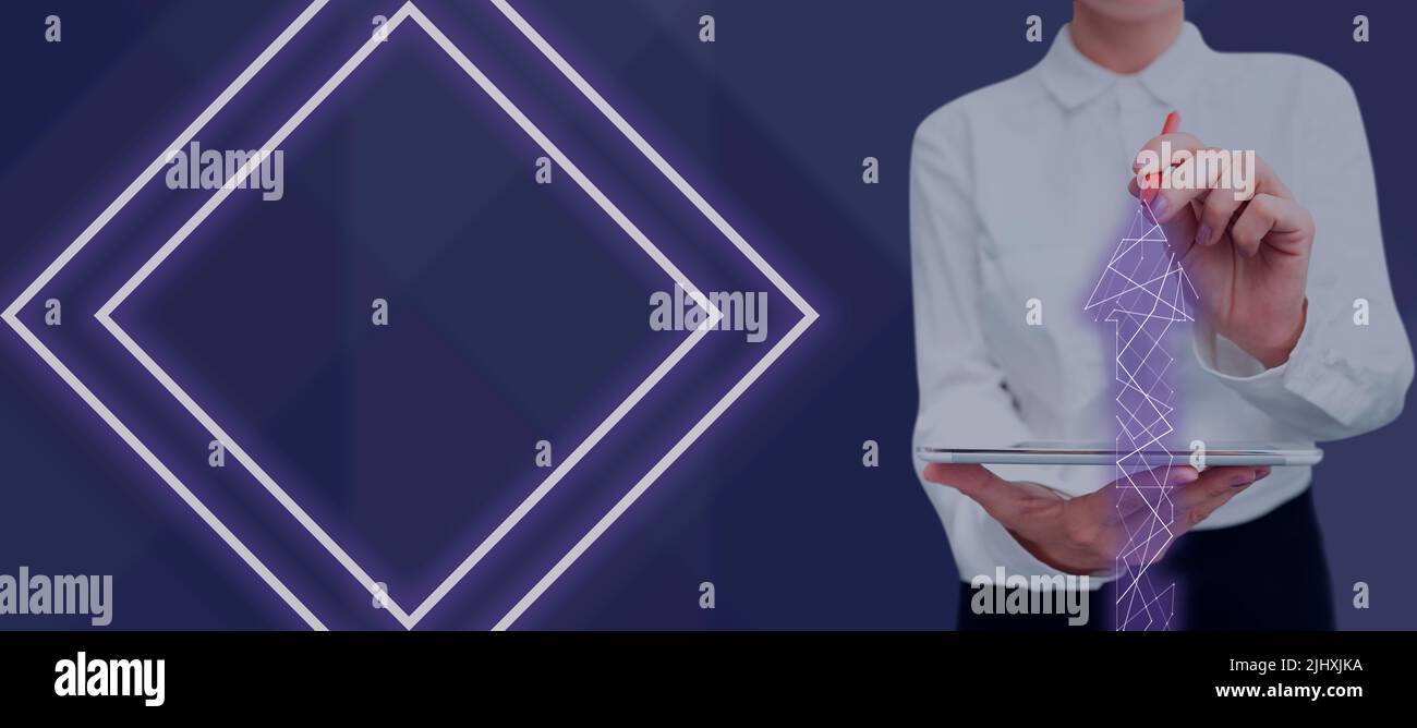 Businessman in suit holding notepad symbolizing successful teamwork ...