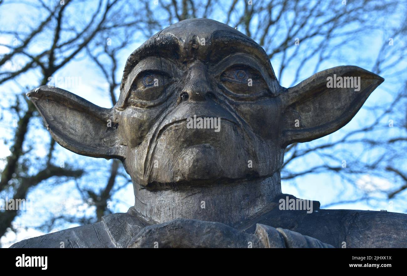 Hand carved star wars figures hi-res stock photography and images - Alamy
