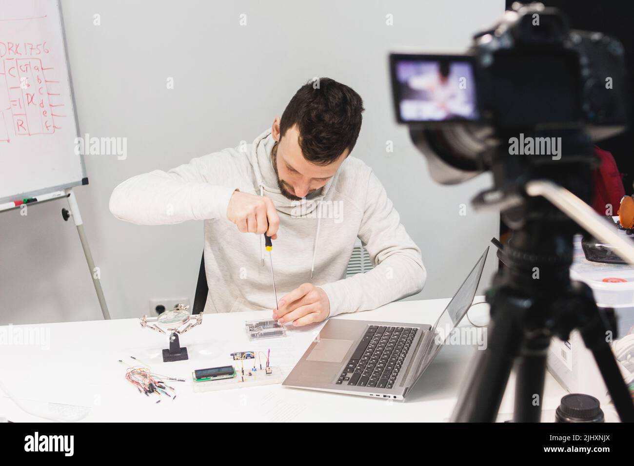 video tutorial creation filming backstage concept Stock Photo - Alamy