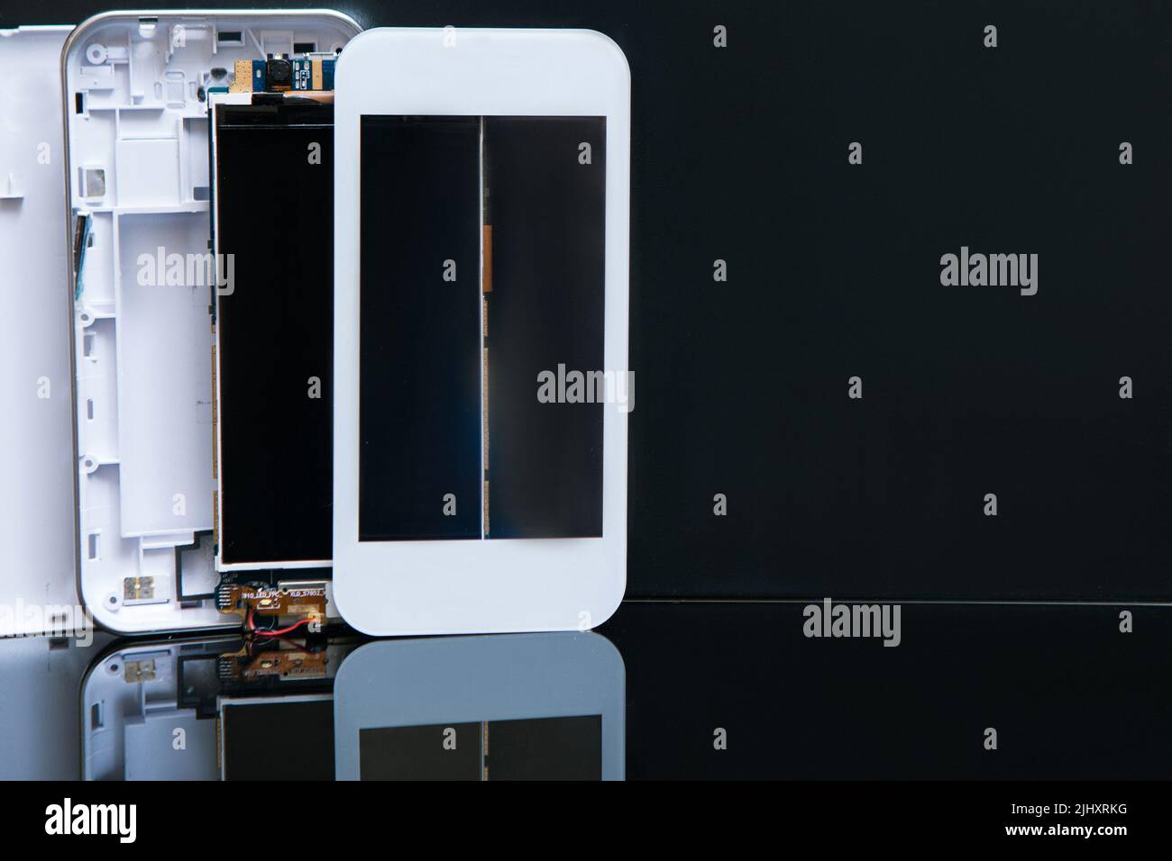 workshop assembly smartphone technology Stock Photo - Alamy