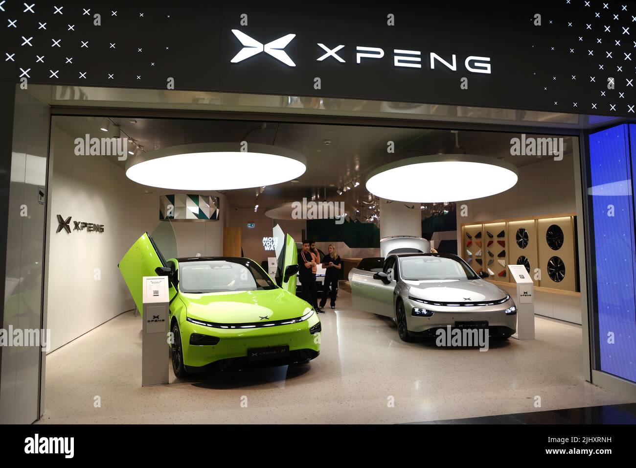 Xpeng symbol hi-res stock photography and images - Alamy